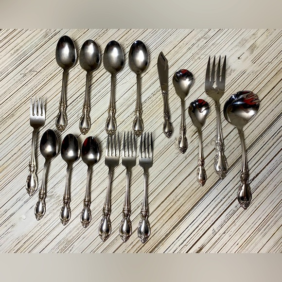 Oneida | Dining | Oneida Stainless Flatware Louisiana | Poshmark